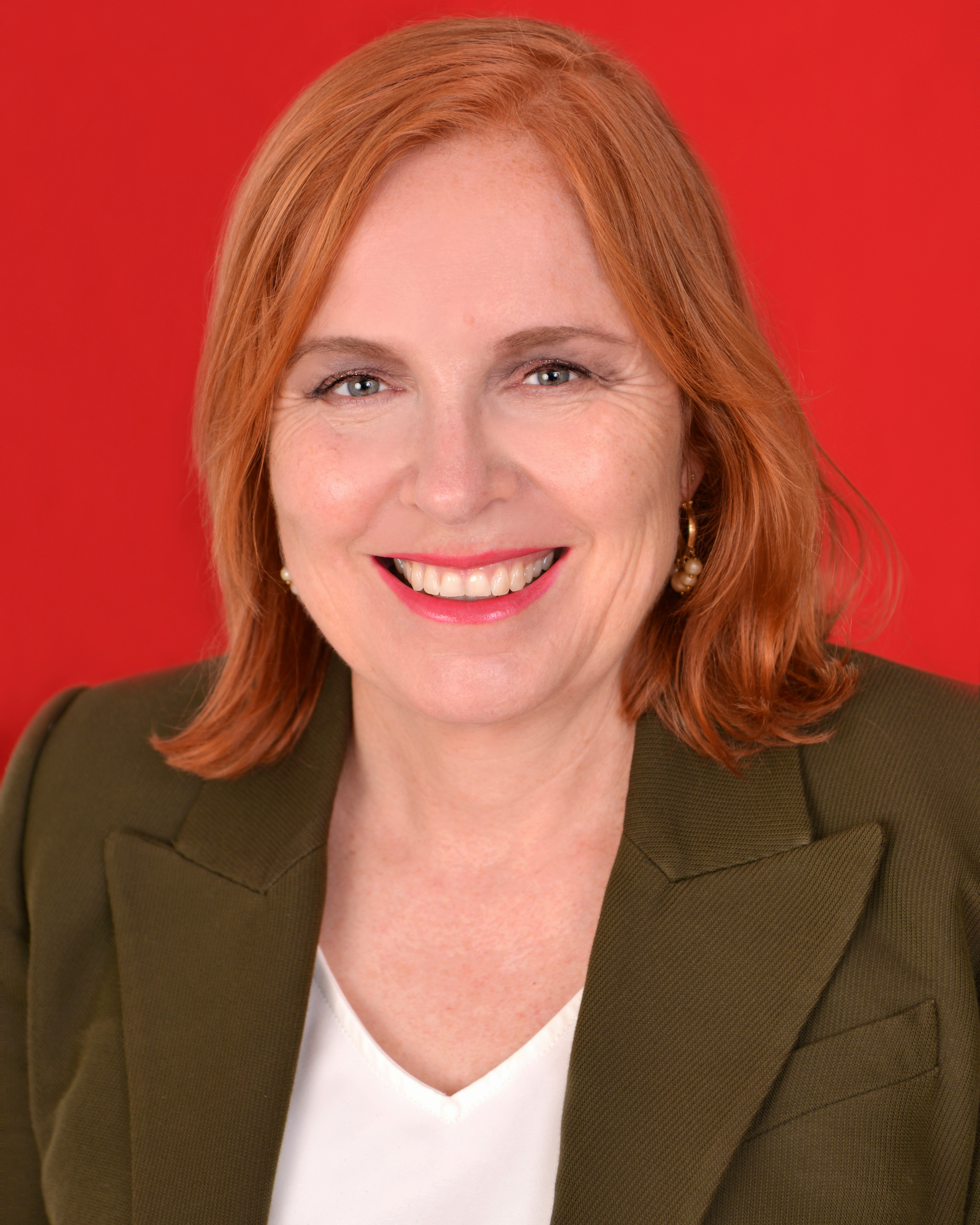 Julia Finn MP
